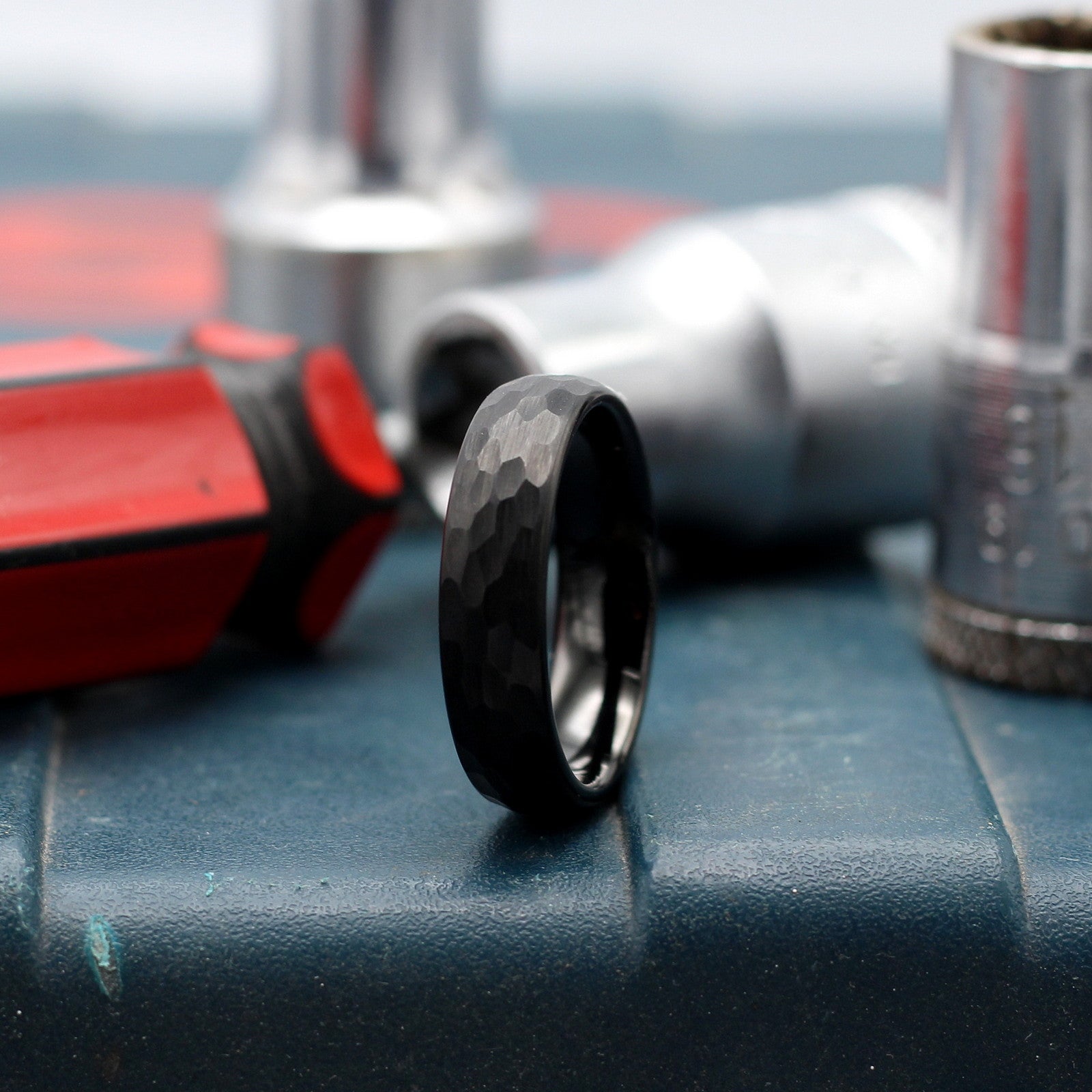 The Black Collection – Urban Rings SA